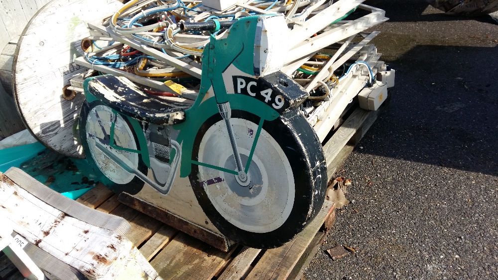 Classic Theme Park Rides / Carts, Kiosks, Catering & Toilet Trailers ...